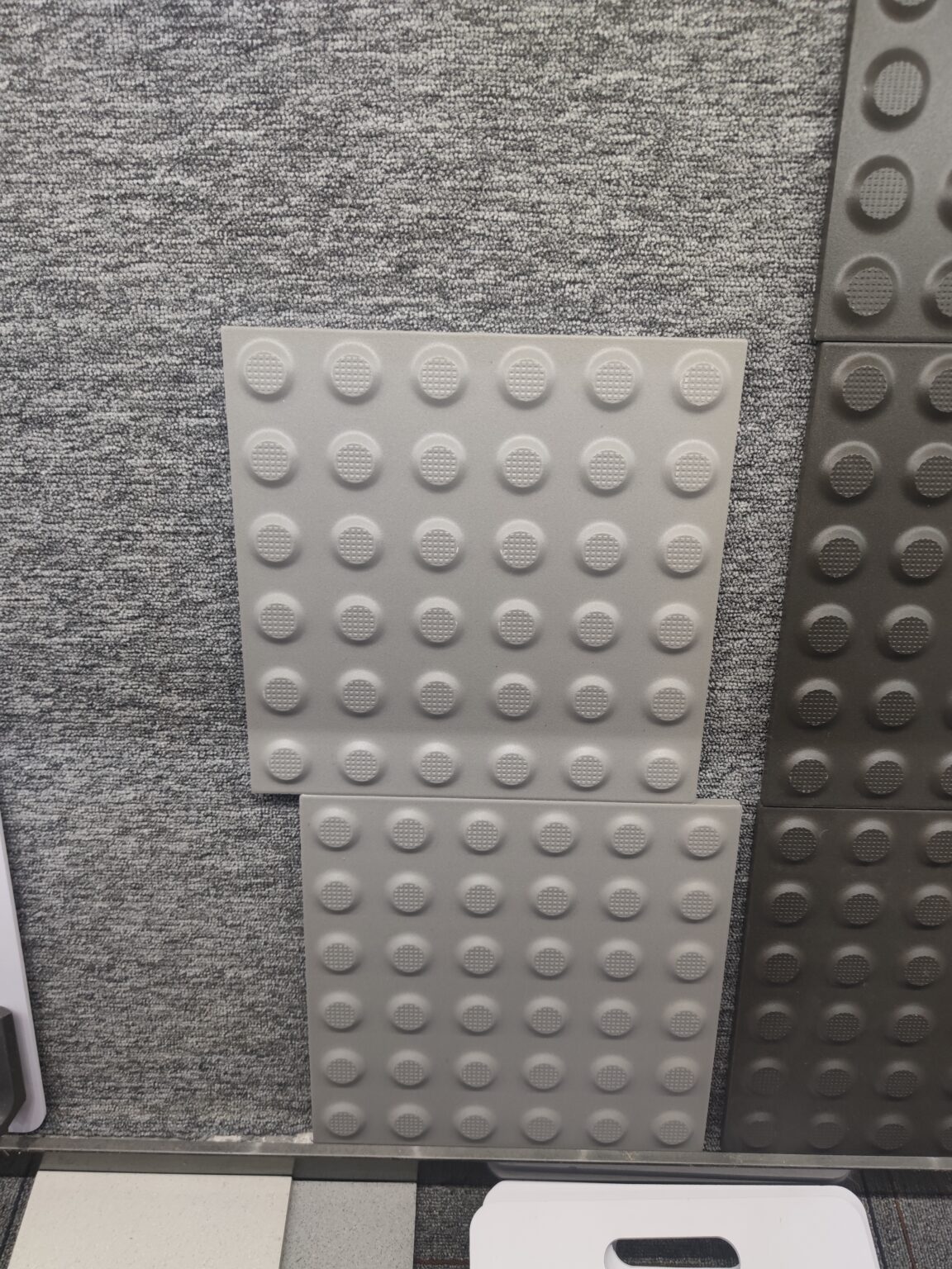 Tactile Tiles - Design-ceramic.com